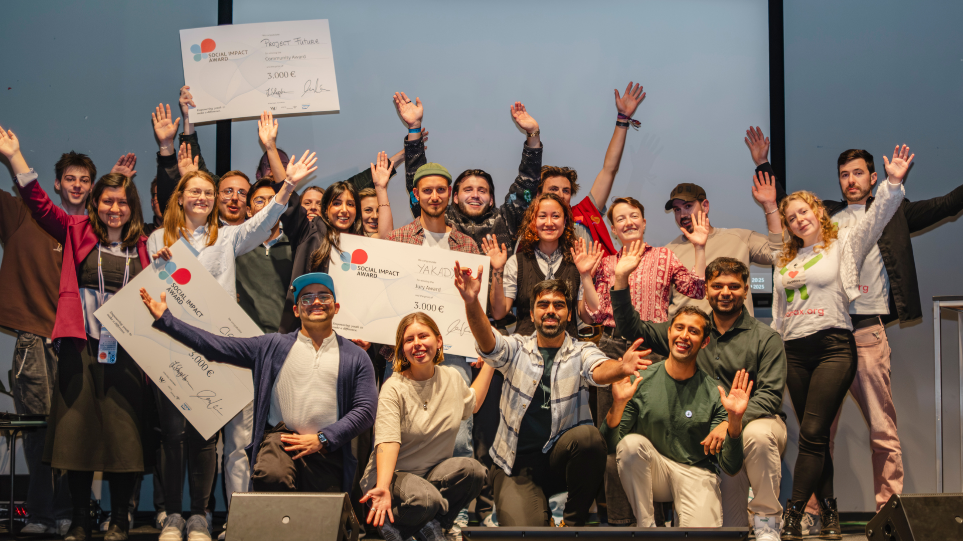 Time to Celebrate: Das sind die Gewinner:innen des Social Impact Award ...